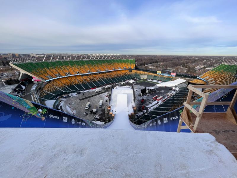 Style Experience: FIS Snowboard Big Air World Cup | FestivalSeekers Style Experience: FIS Snowboard Big Air World Cup | FestivalSeekers